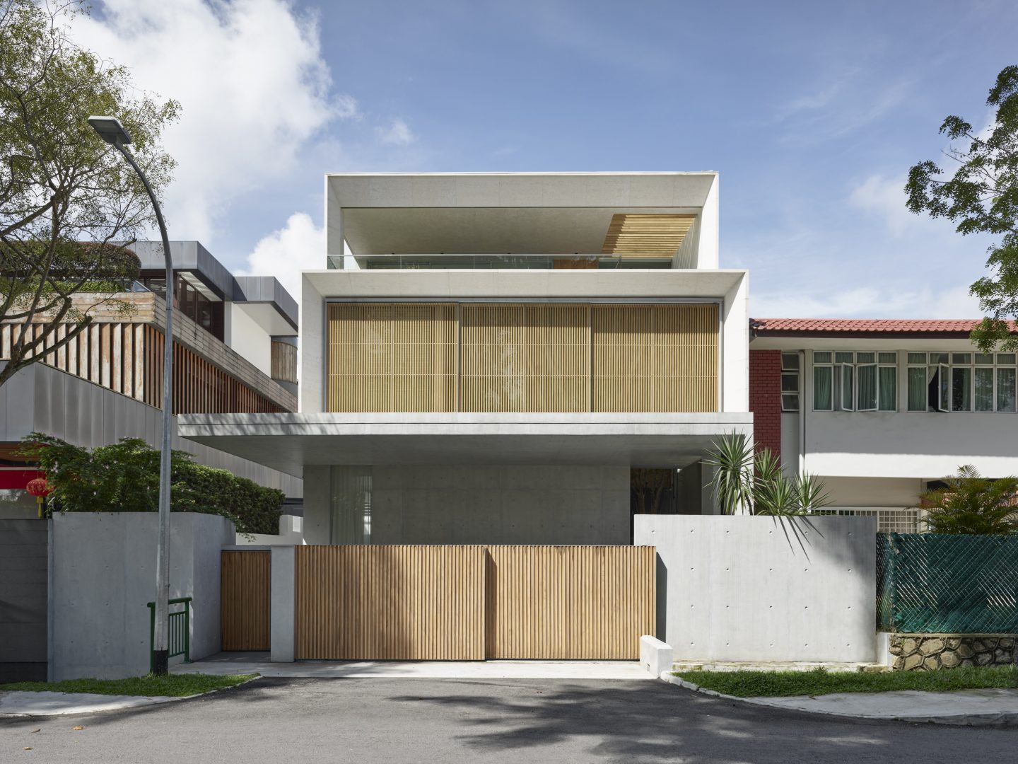 Frame House - Ming Architects
